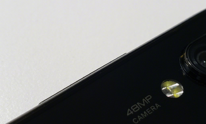 Xiaomi All Set To Unveil A Smartphone With 48MP Camera! - Dazeinfo